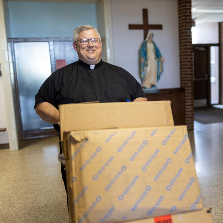 Minnesota priest inspires works of mercy without borders - Catholic ...
